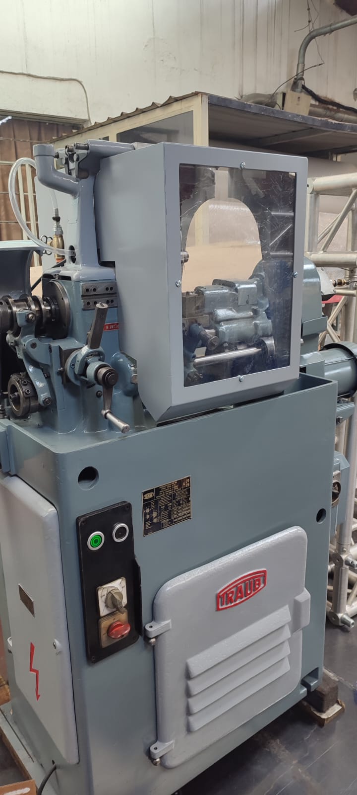 Torno Automático Traub A15 Con Cilindrador